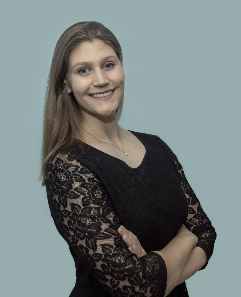 HAILEY NEYMAN – Graphic Design, Photography